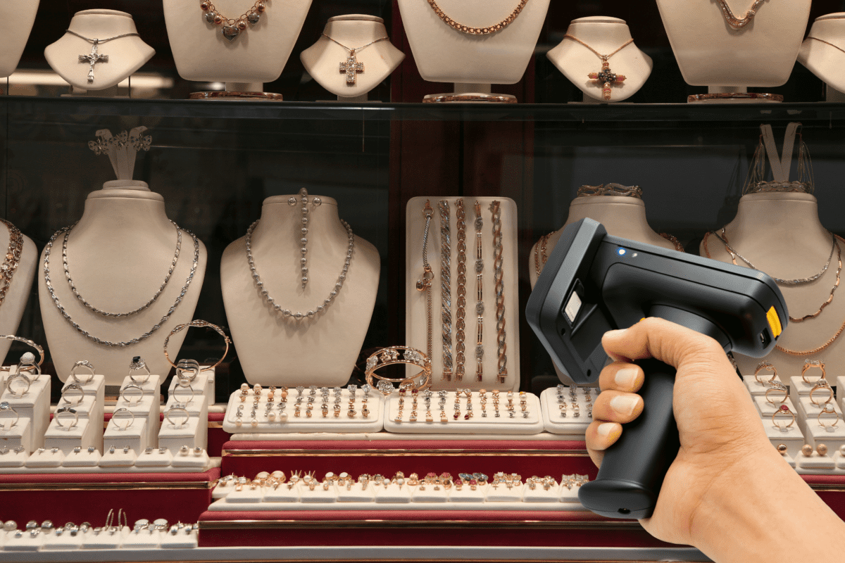 Effortless Jewelry Inventory Control | Simple RFID
